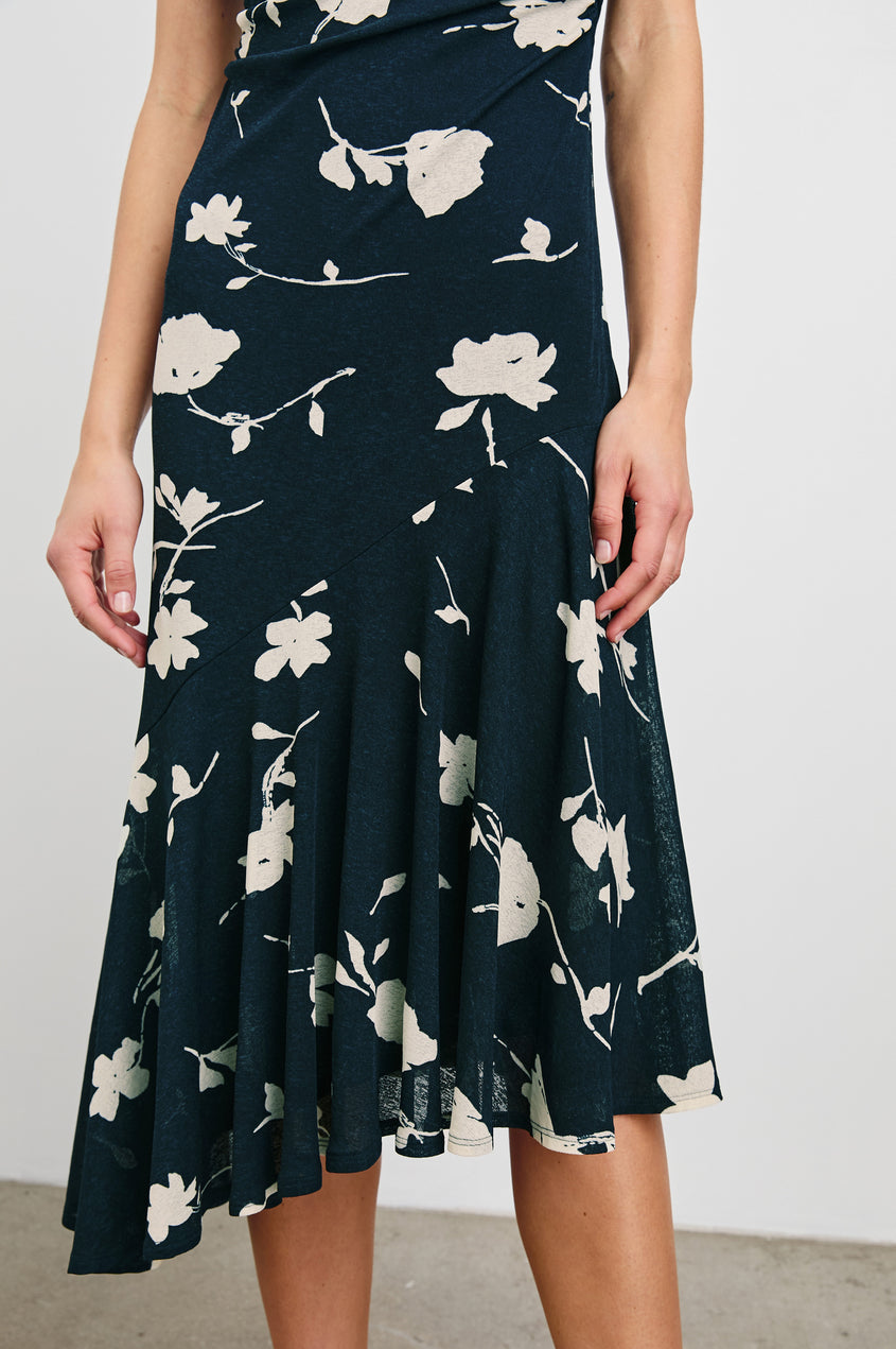 DAIJA DRESS - MIDNIGHT ROSES – Rails