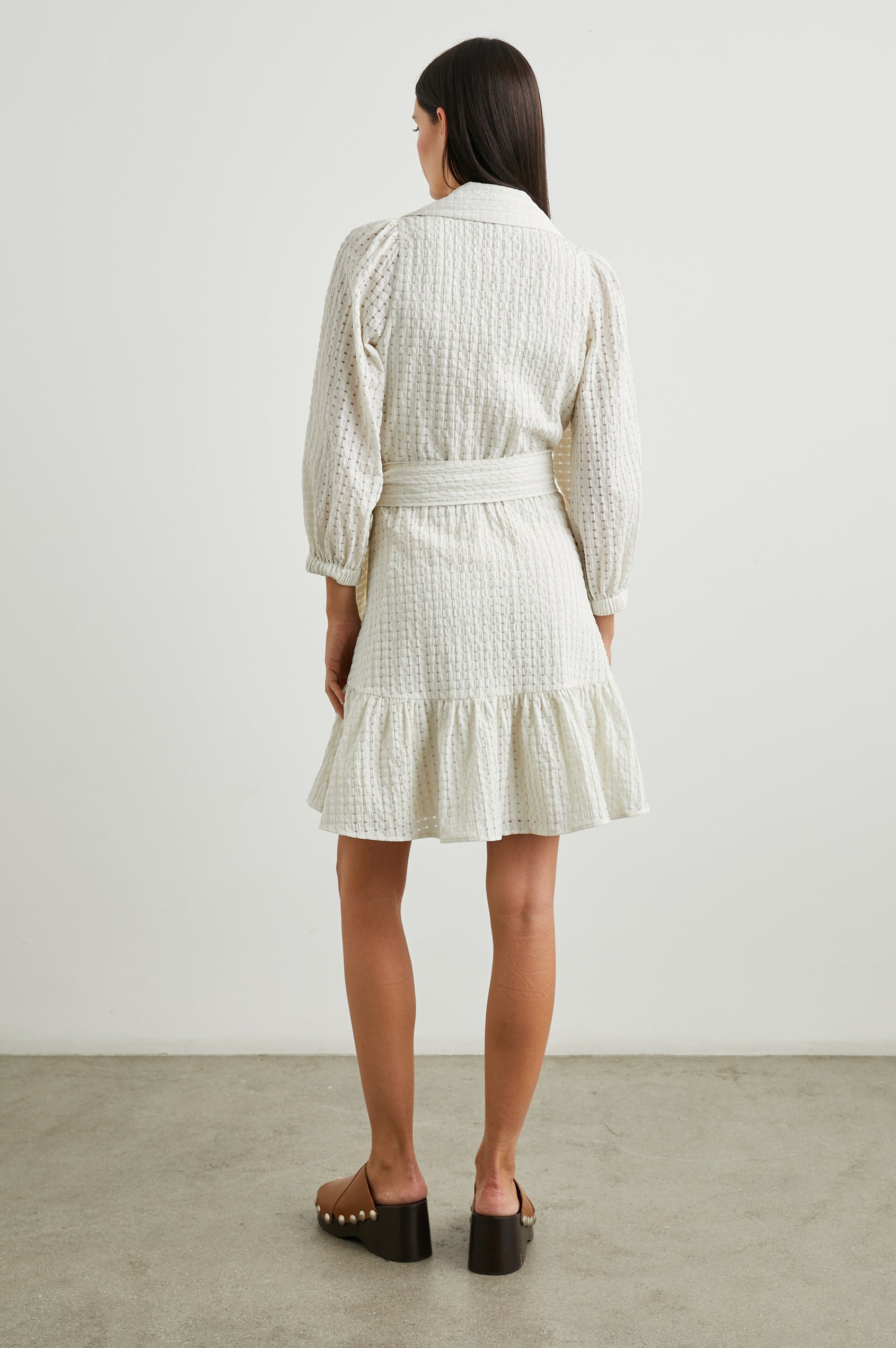 KIARA DRESS - IVORY SEERSUCKER – Rails