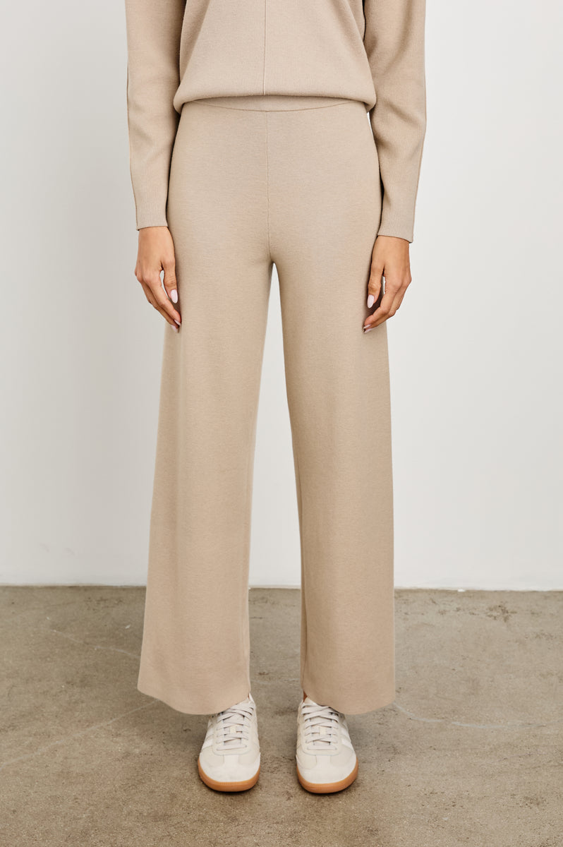 KRISTA PANT - OATMEAL – Rails