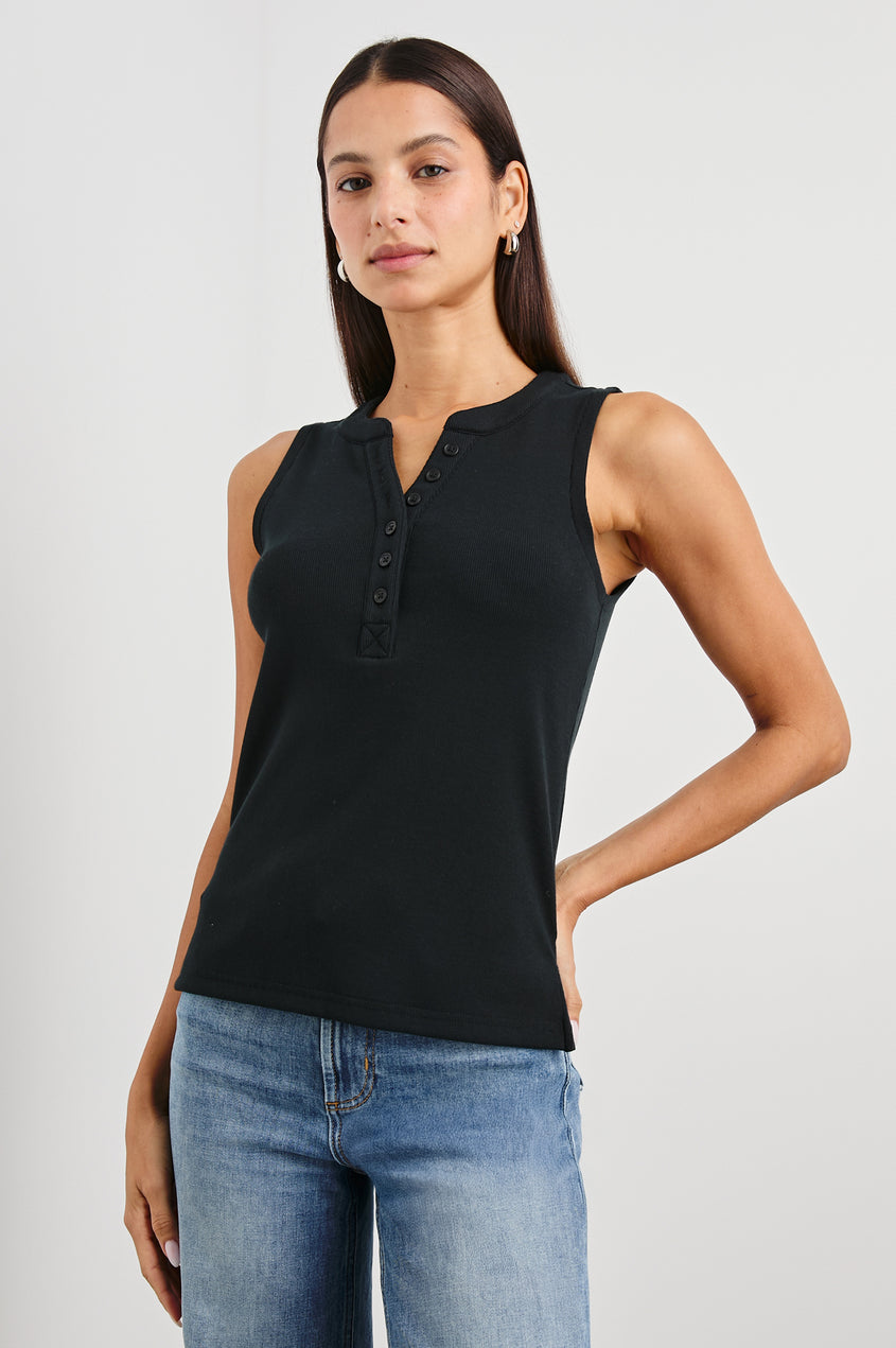MAYLA TOP - WHITE – Rails