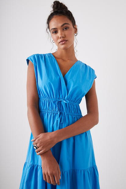 Lucia Color – Rails